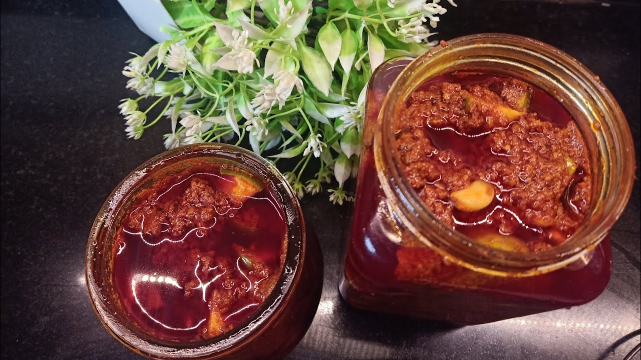 Mango Pickle| Avakaya Pachadi| Uragaya Recipe - YouTube