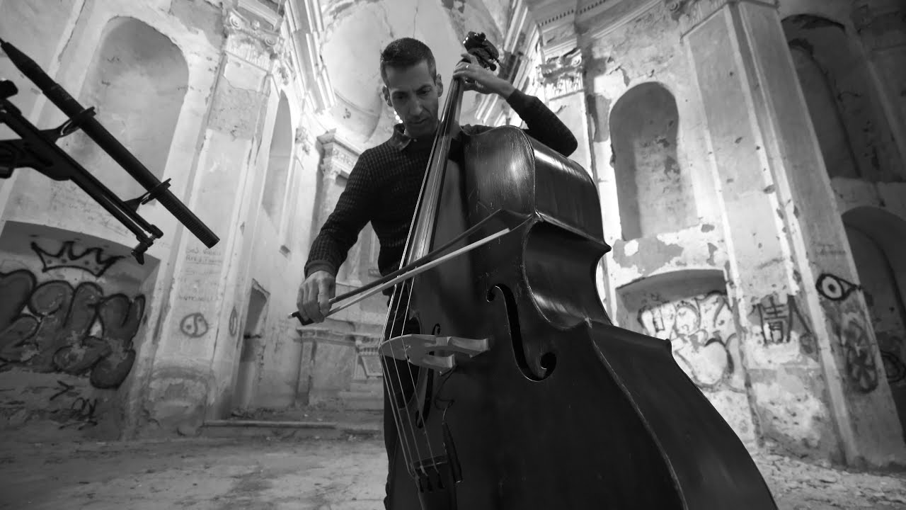 Contrabbasso classico solo - YouTube