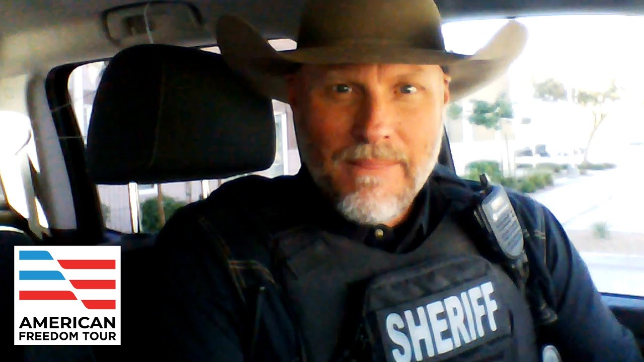 Sheriff Mark Lamb on Guarding the Southern Border - YouTube