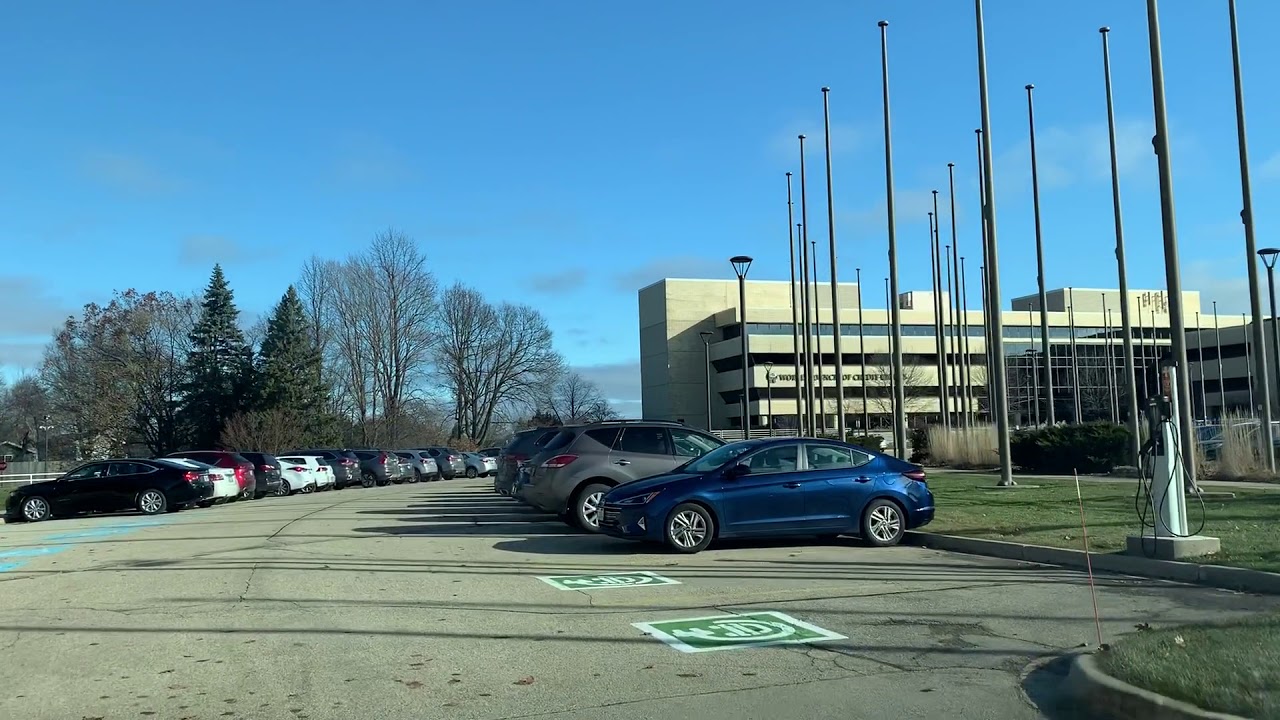 CUNA campus drive-by, Madison WI, part 2 - YouTube