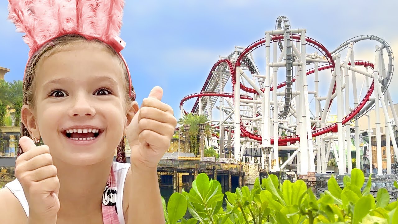Tim y Essy fueron a Universal Studios Singapore con su familia - YouTube