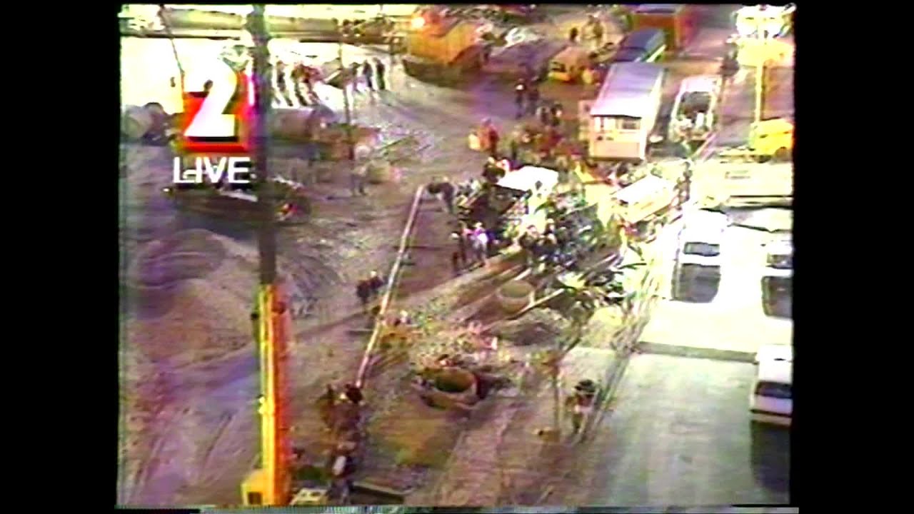 CBS 2 Vault: Actions needed after the Great Chicago 1992 flood - YouTube