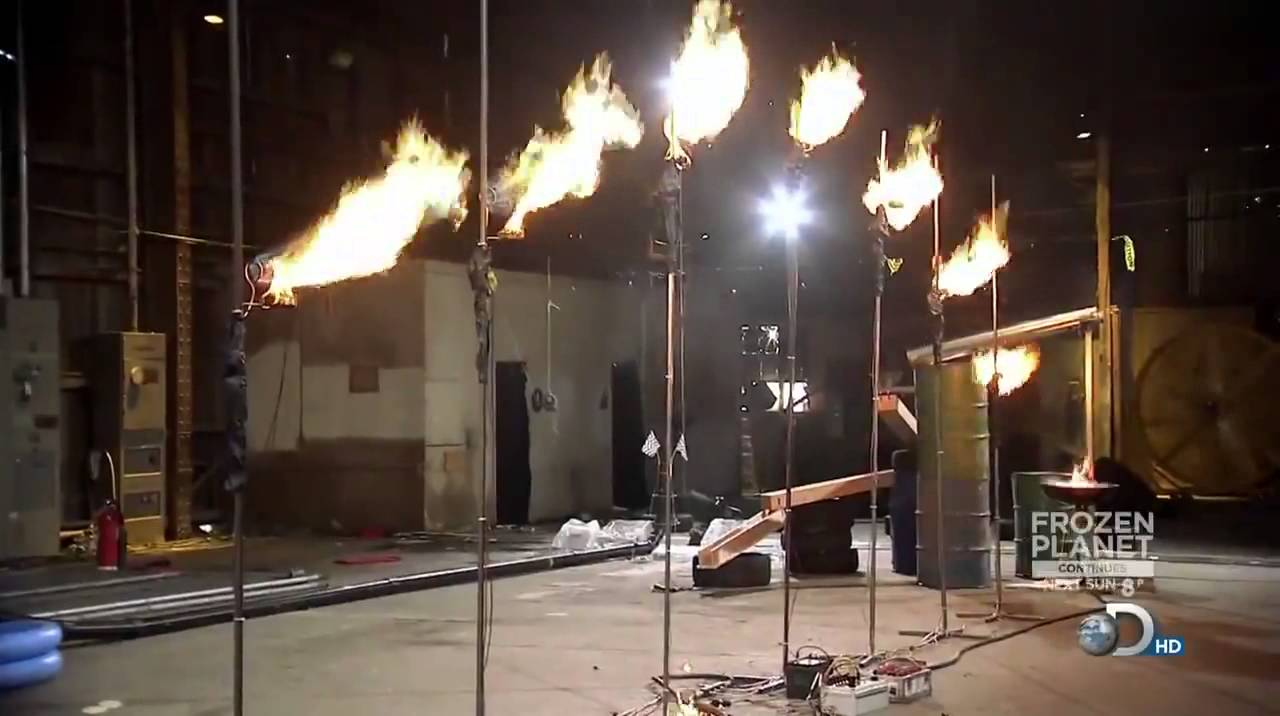 Unchained Reaction Seizoen 1 Aflevering 2 Team N A C - YouTube