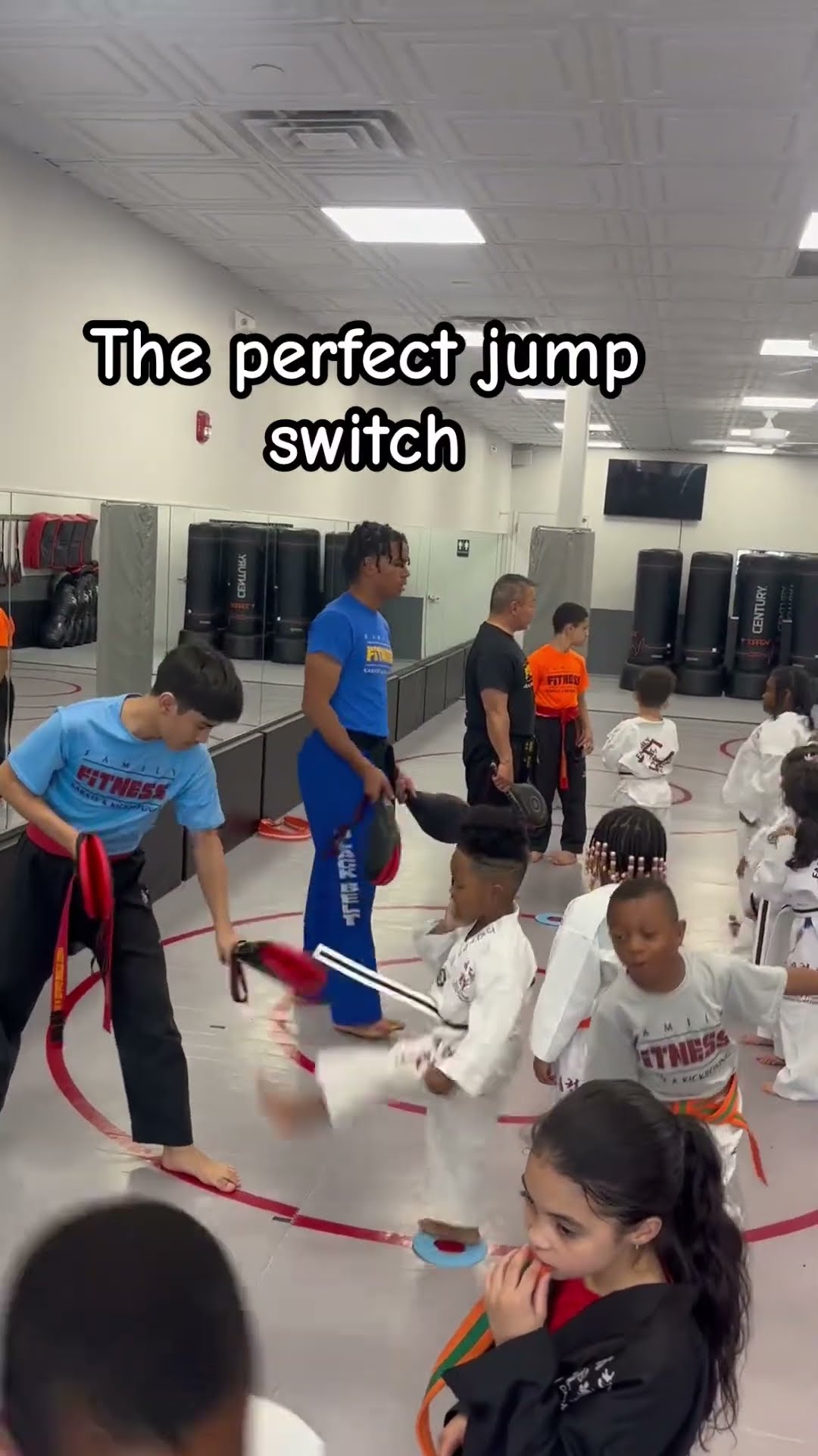 Jump switch and kick #motivation #workout #viralshort #fitness #gym # ...