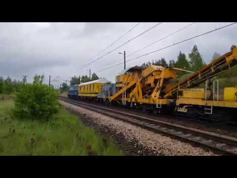 ET22-1216 ze składem PKP PLK - YouTube