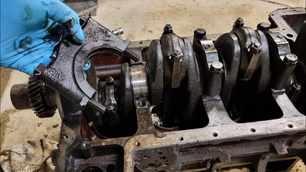 Fordson Major Main Bearing Caps and Liner Removal - YouTube