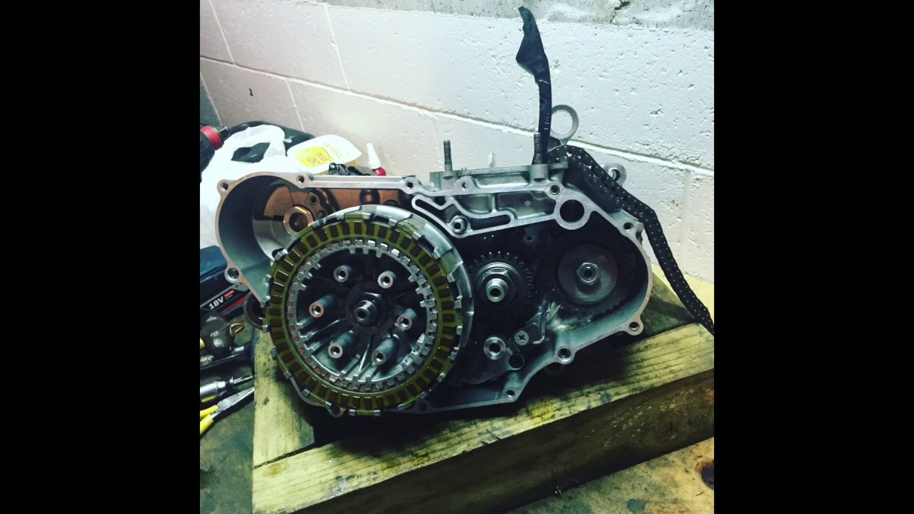 DRZ-400SM Engine Rebuild - YouTube