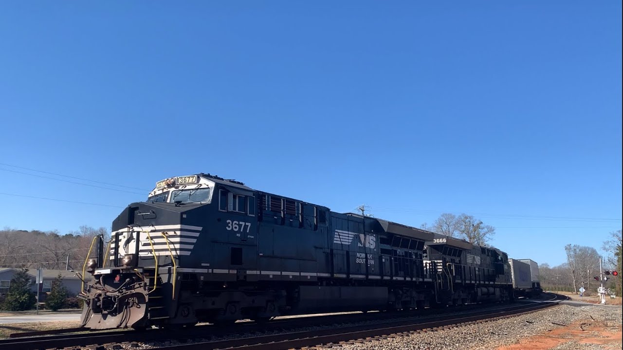 NS #3677 & NS #3666 Lead 24X by Wellford, SC at a Very Nice Pace! - YouTube