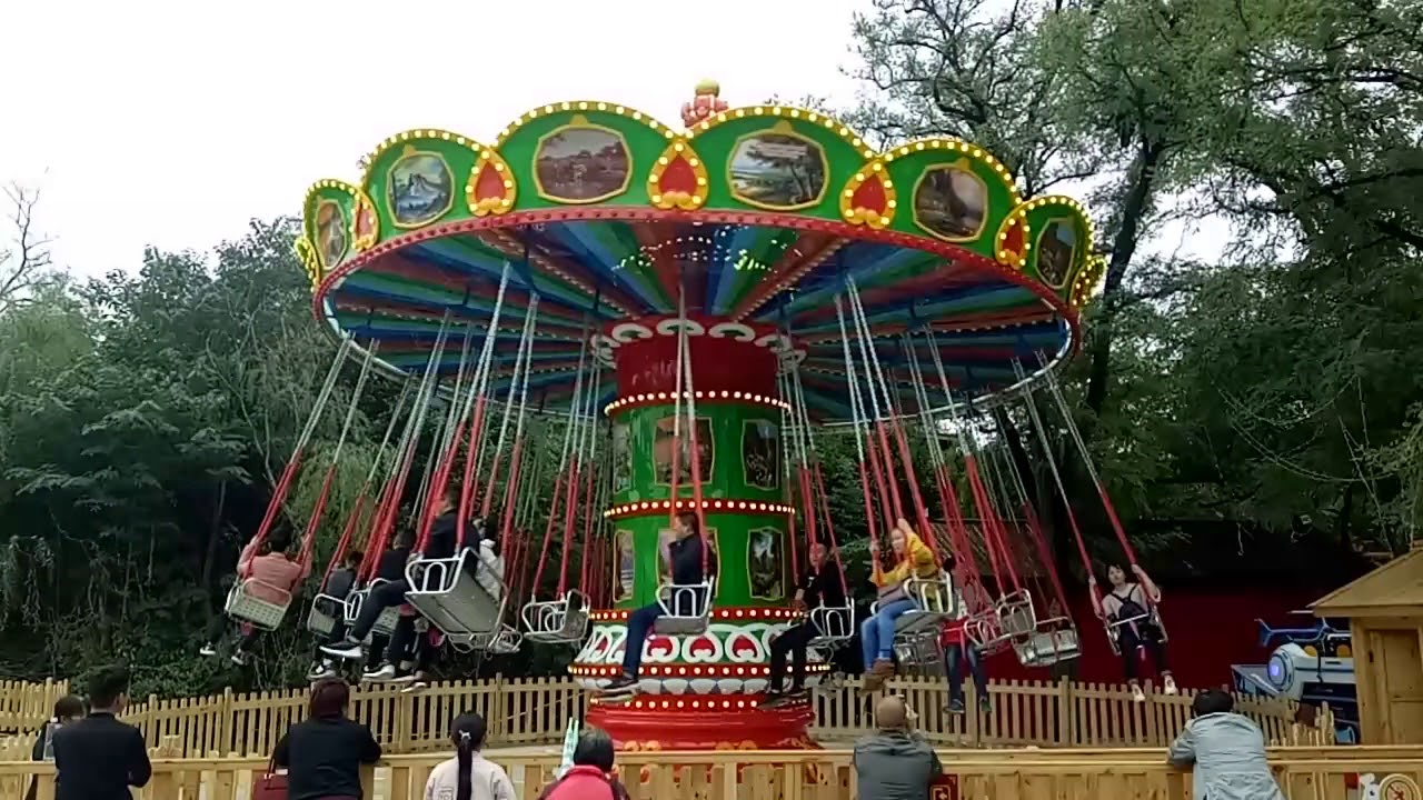 24 seats Flying Chair Ride Video - YouTube