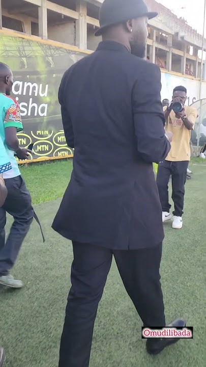 Arrival of Eddy-Kenzo and his convoy💥 - YouTube