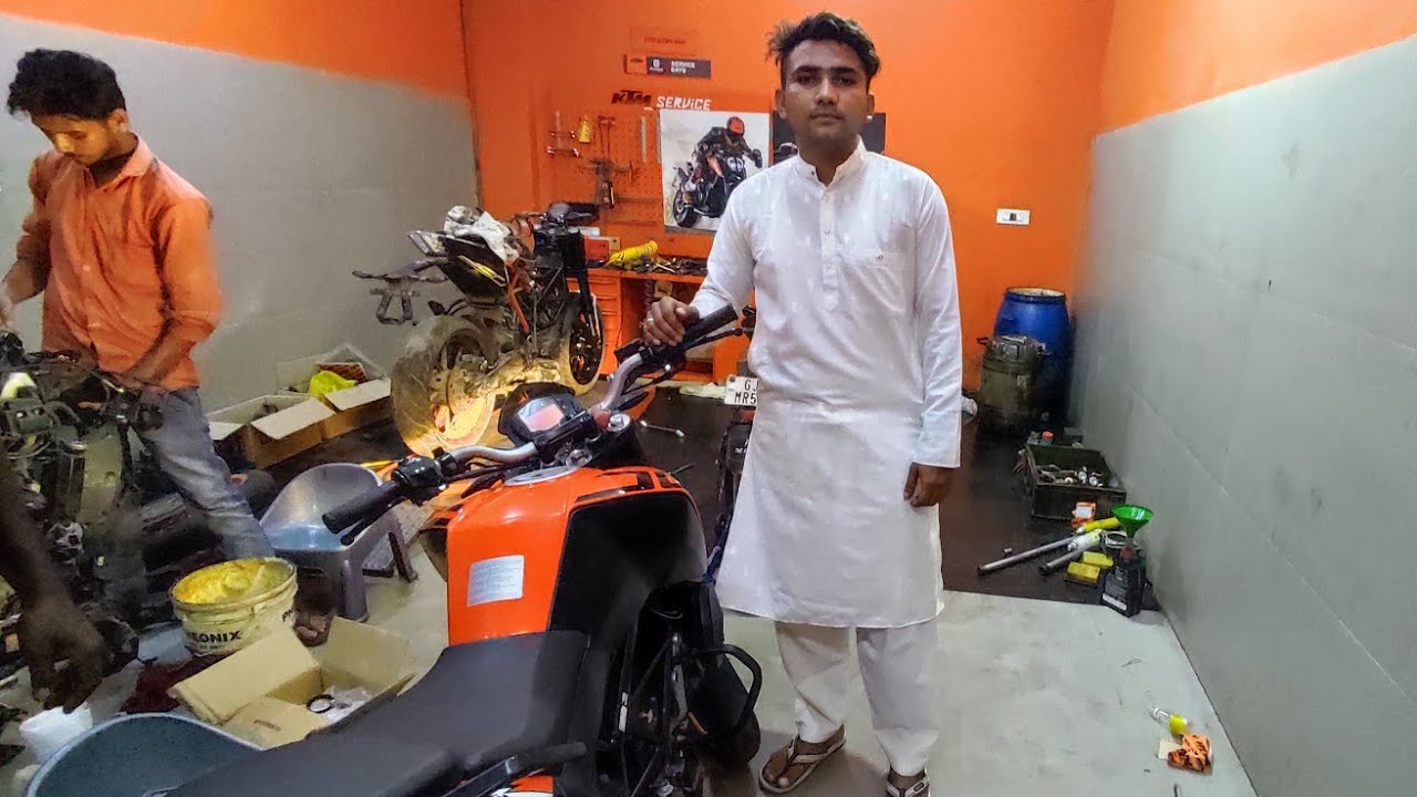 ktm duke 125 service vlog 2021 - YouTube