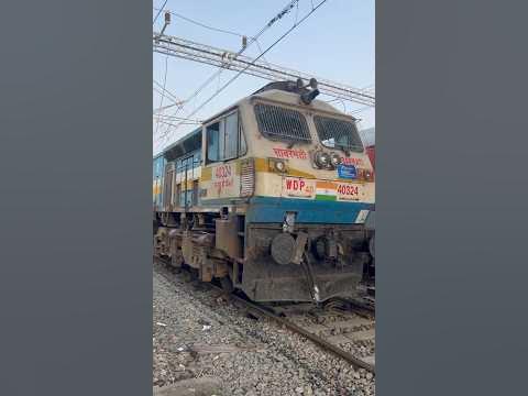 Wdp4d Loco Shed #shorts #shortsvideo #youtubeshorts #railworks #viral - YouTube