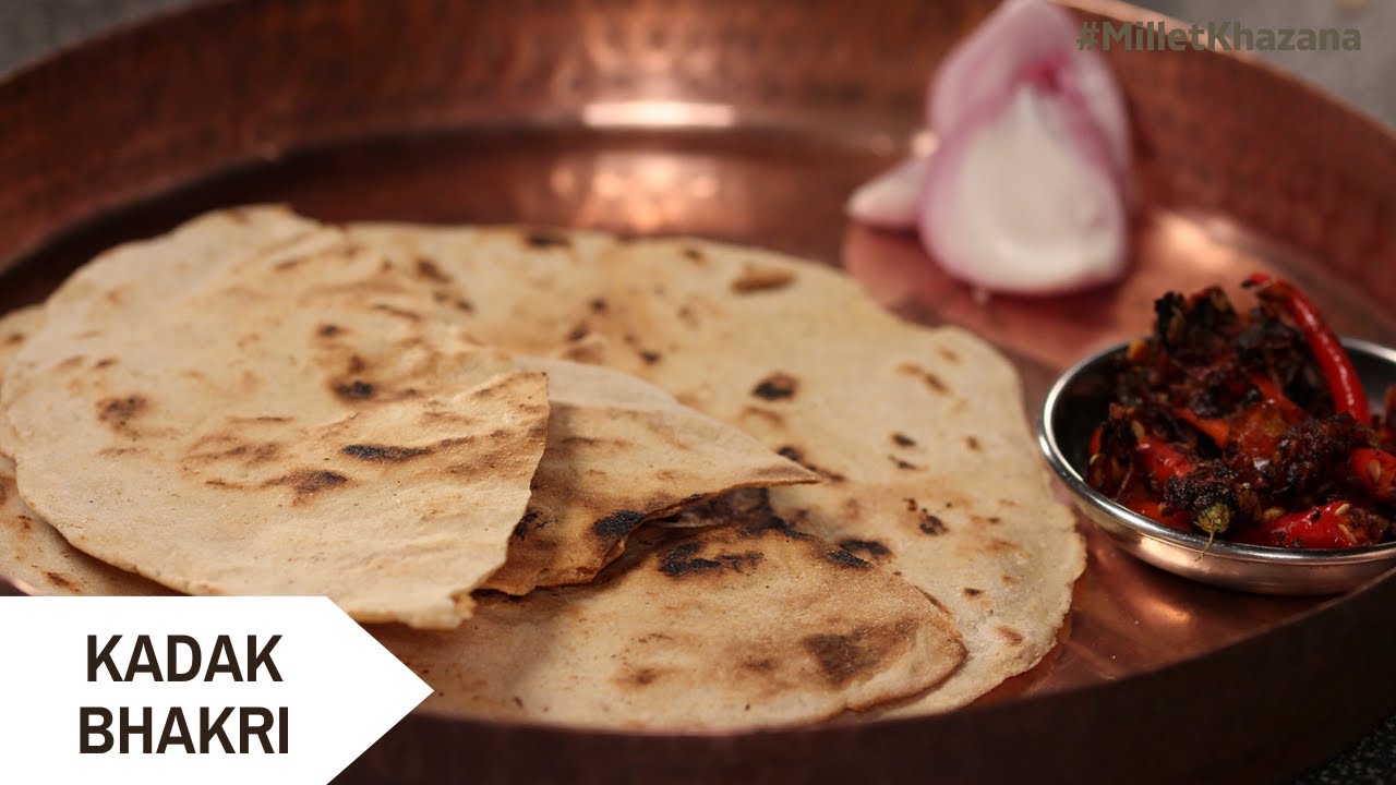 Kadak Jowar Bhakri | कडक भाकरी | Solapur Special | #MilletKhazana ...