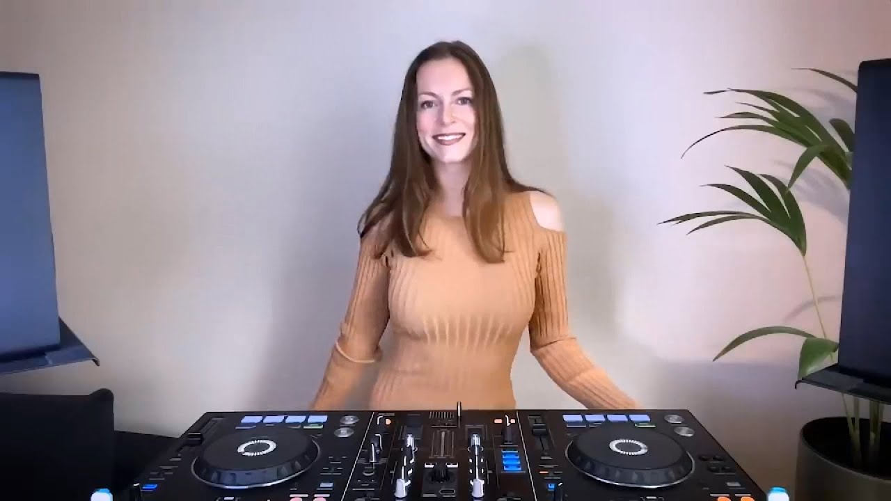 Arwen's Faith - [ Channel Tres - Topdown (Original Mix) ] - YouTube