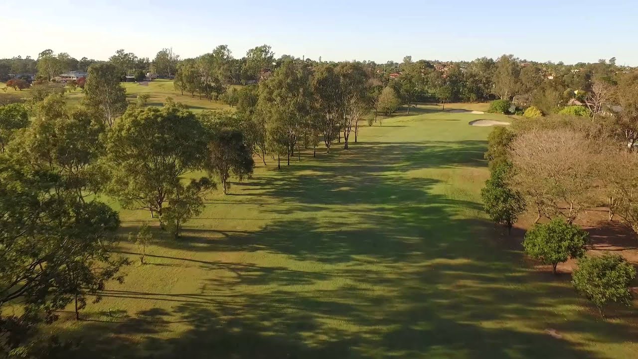 McLeod Country Golf Club - Hole 11 - YouTube