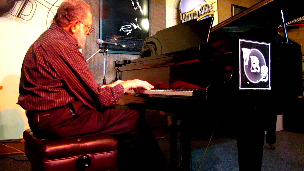 Gene Oster playing Easter Parade (Irving Berlin) - Valley Ragtime Stomp ...