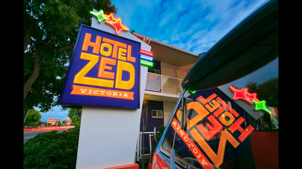VR Virtual reality Hotel Zed Victoria - YouTube