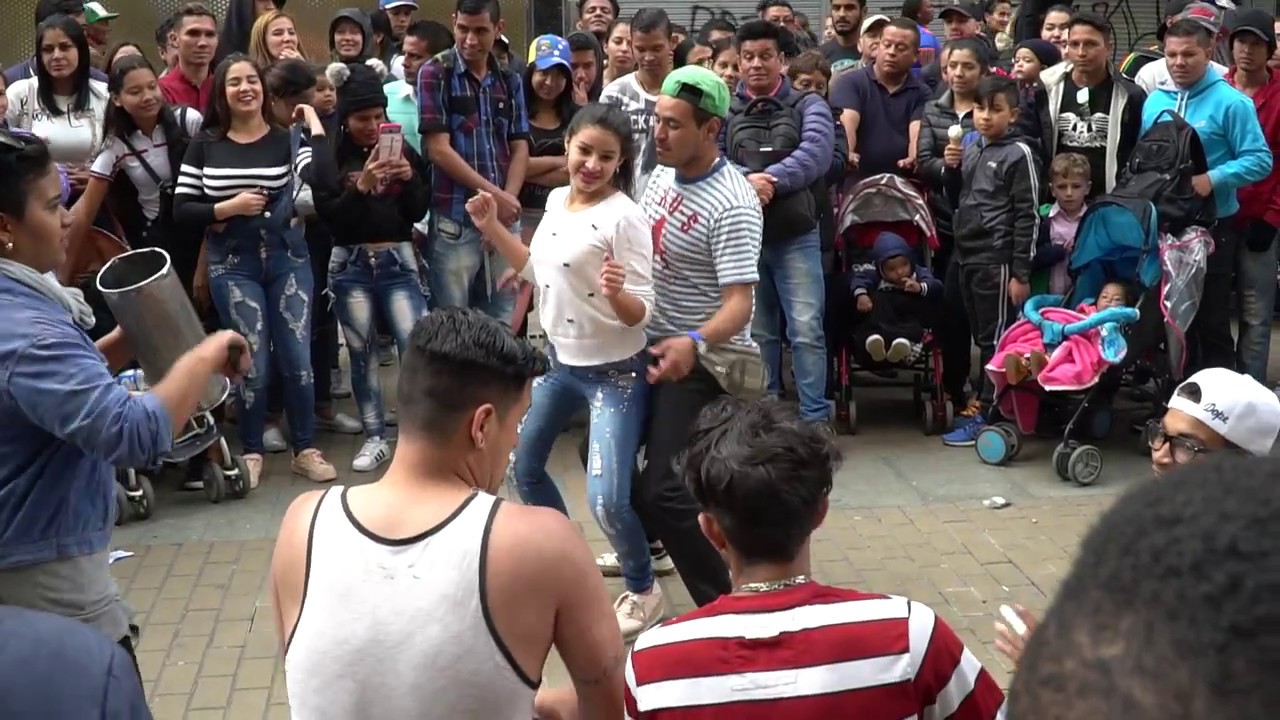 Dancing in the streets of Bogotá, Colombia - YouTube