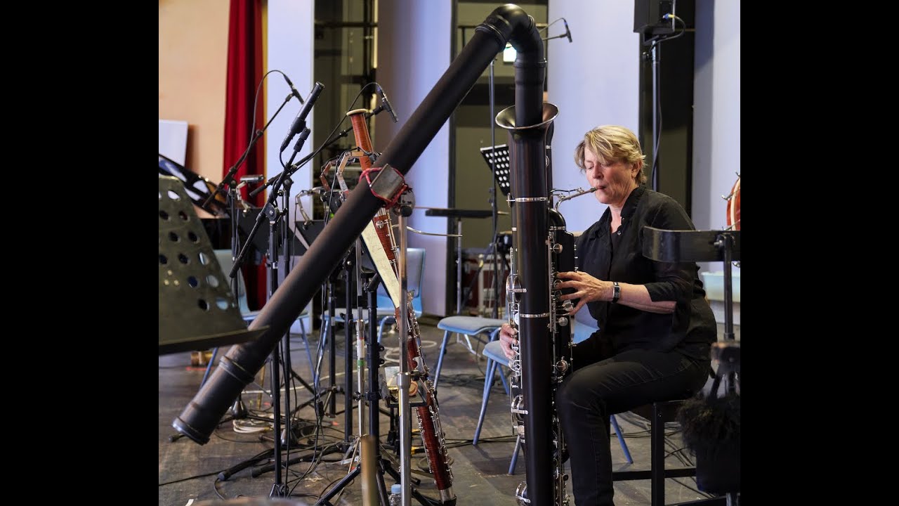 Contraforte Solo Lorelei Dowling: Nautilus (Liza Lim) - YouTube