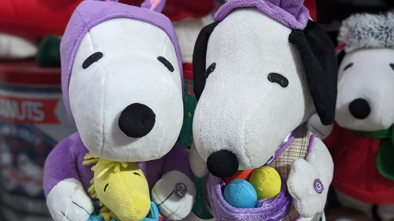 Two Gemmy Sample Side Stepping Easter Snoopies - YouTube