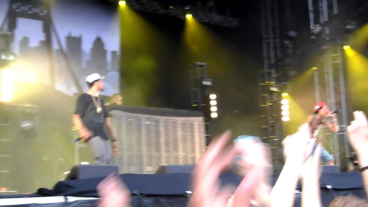 wizzy khalifa @ wow 11 - YouTube