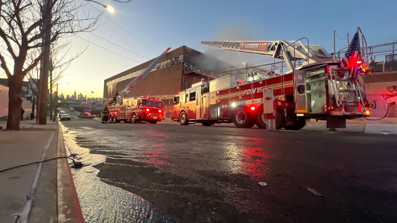 QUEENS 2ND ALARM FIRE BOX 3022 - YouTube