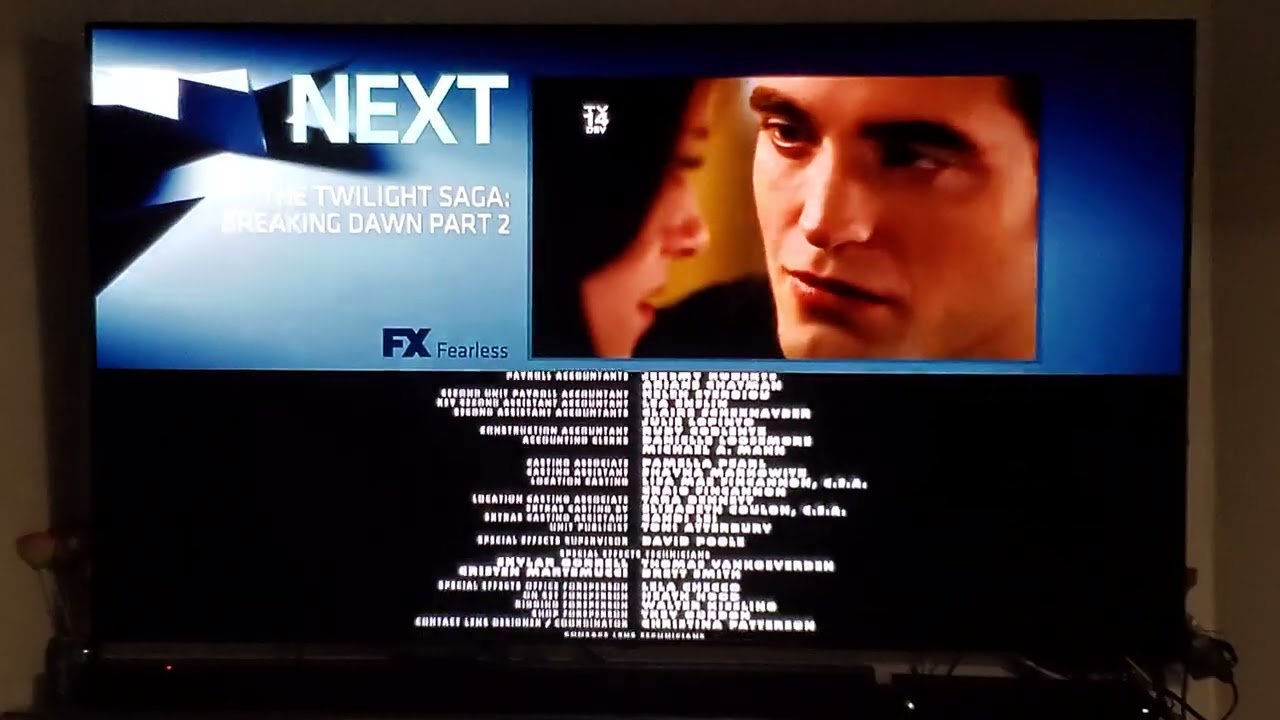 The Twilight Saga: Breaking Dawn Part 1 Split Screen Credits (FX) - YouTube