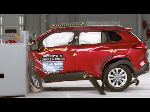2022 Toyota Corolla Cross driver-side small overlap crash test ...