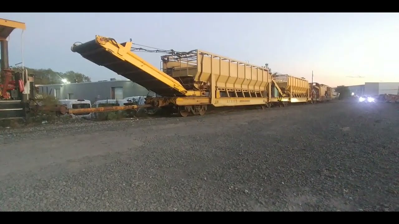 LORAM Rail equipment at Hicksville Yard - YouTube
