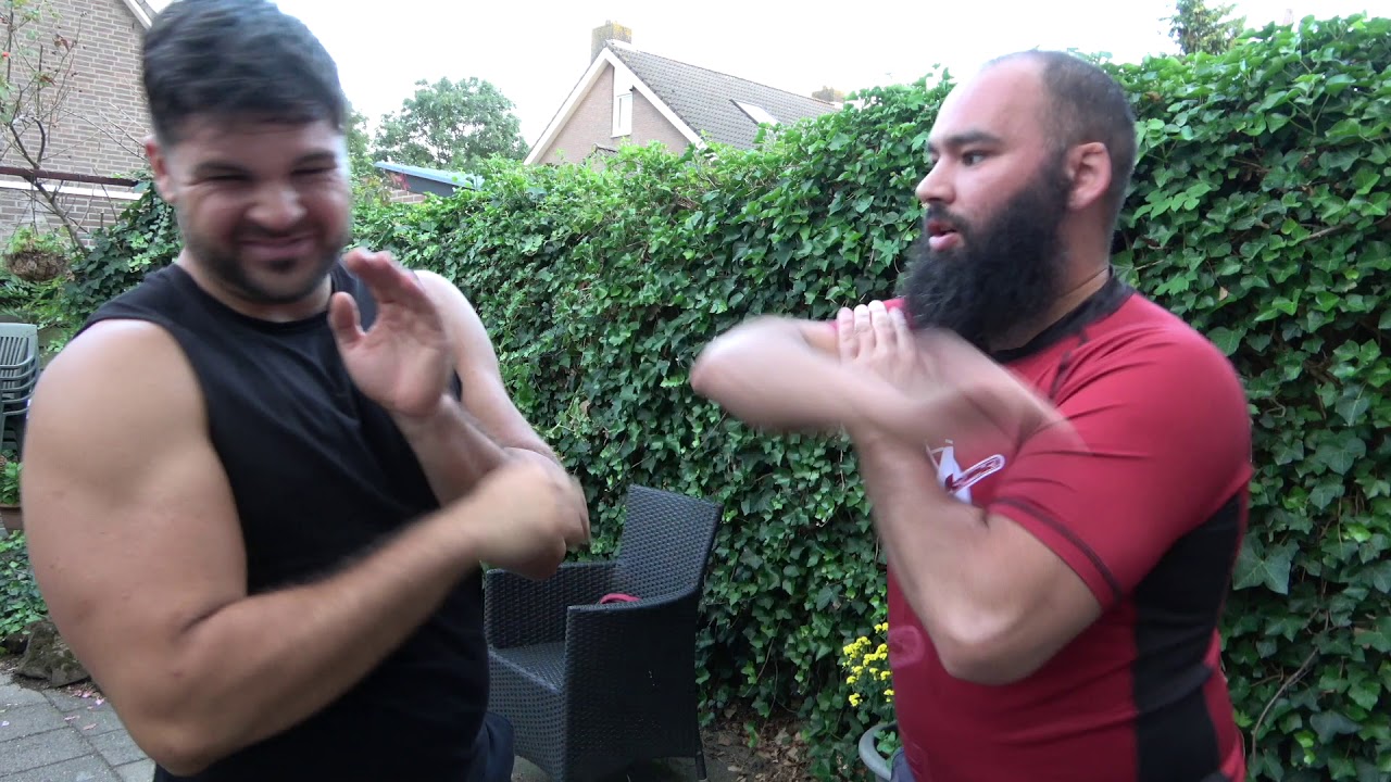 John wick pen fighting knife fighting - YouTube