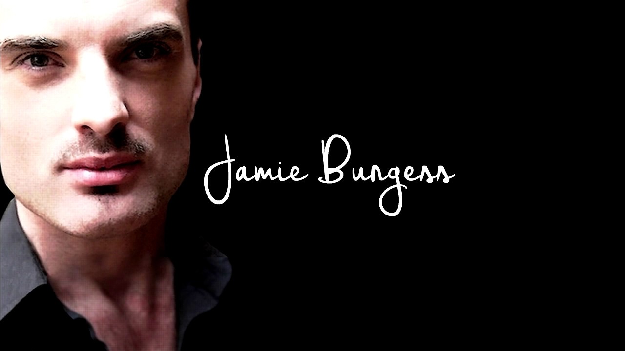 Jamie Burgess - Piano/Vocal/Fabulous! - YouTube