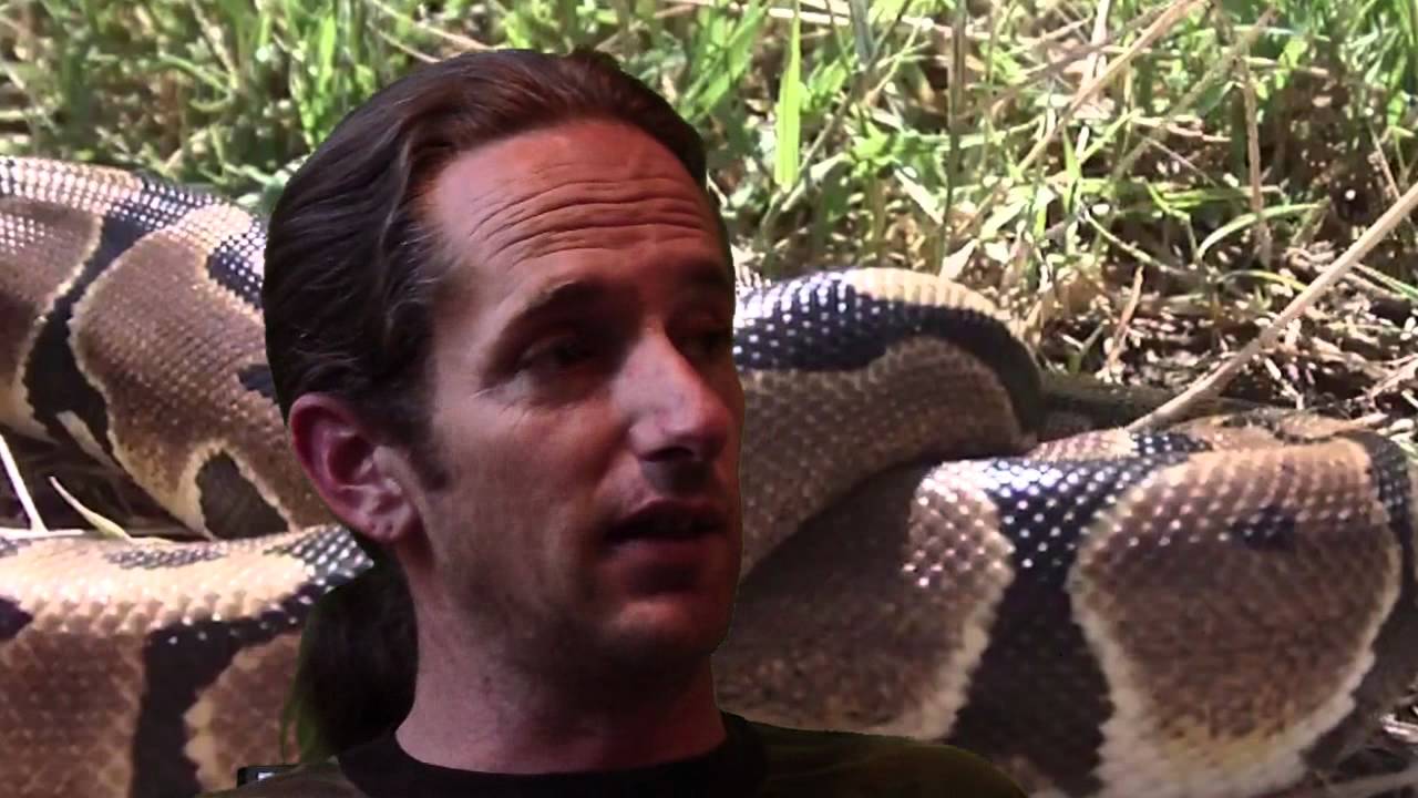 Reptile News: Worst day ever for hunter - YouTube