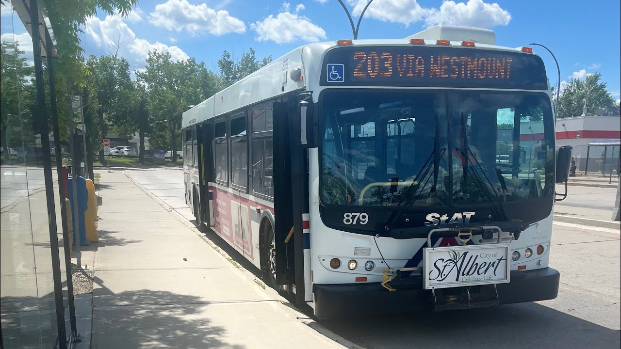 St. Albert Transit [StAT] 2009 D40lfr - #879 - YouTube