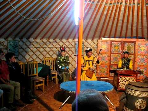 Mongolian folk music - Khar Khorum group - YouTube