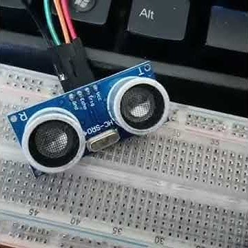 ESP8266 + FireBase + Sensor HCS04 + Arduino Mega - YouTube