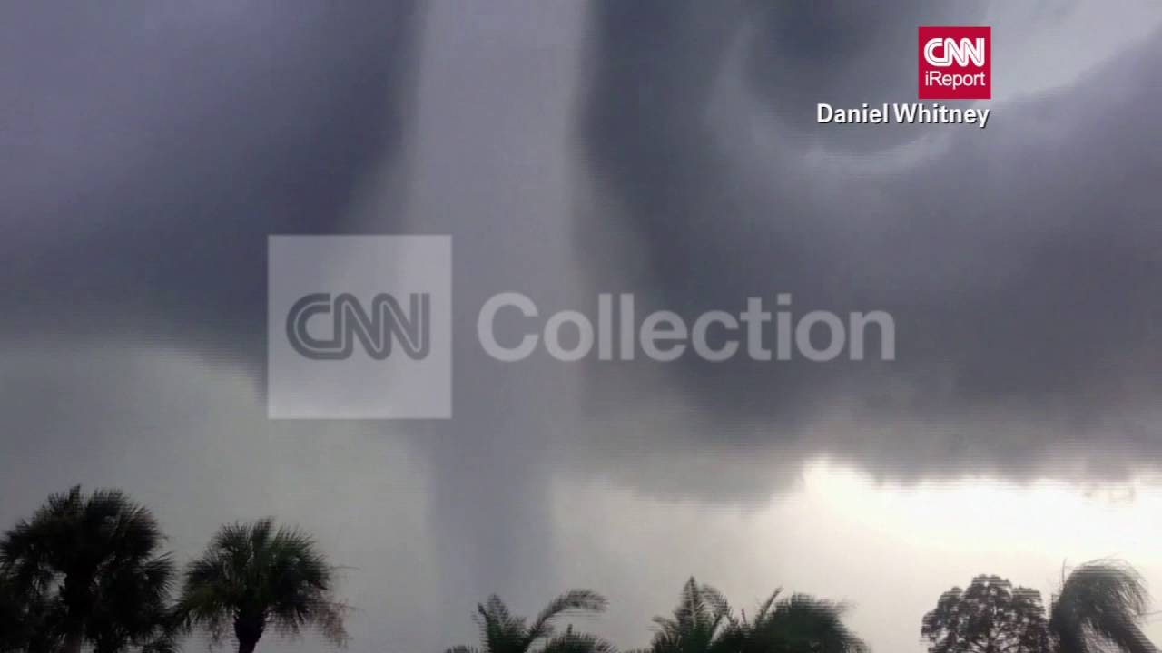 FL:TAMPA WATERSPOUT UP-CLOSE(GREAT VIDEO) - YouTube