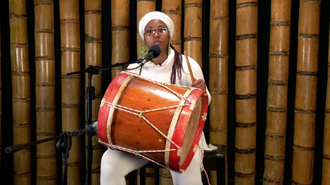1.9 Aire: bambuco viejo. Instrumento: bombo golpeador. - YouTube