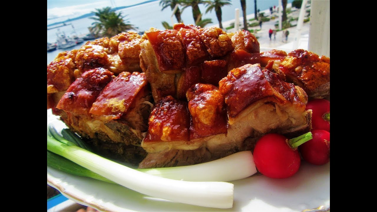 Pečena svinjetina u pećnici /Roasted pork from the oven - YouTube