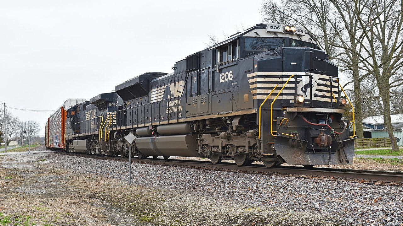 3/27/20 - Westbound NS 224 at Centralia, IL - YouTube