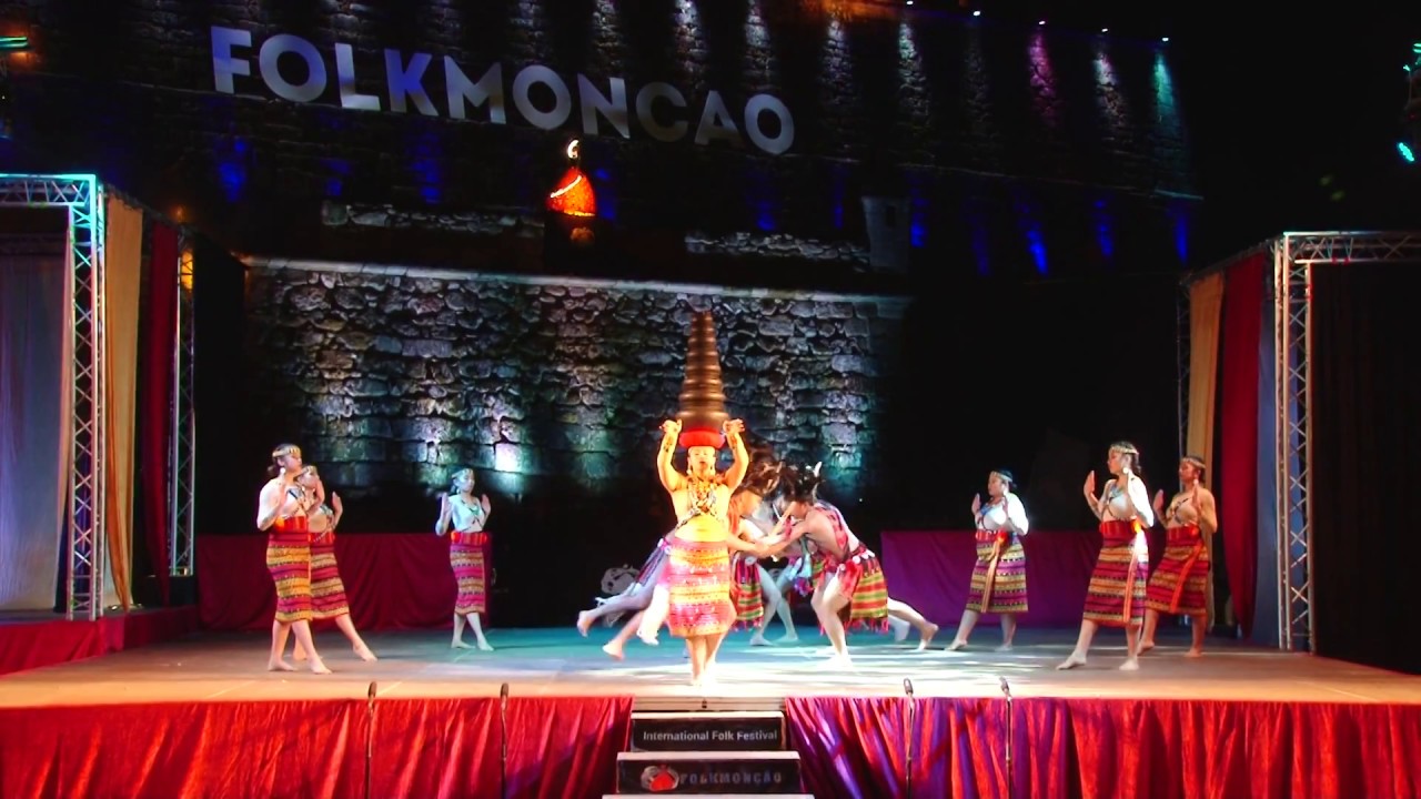 Filipino folk dance: Banga - YouTube