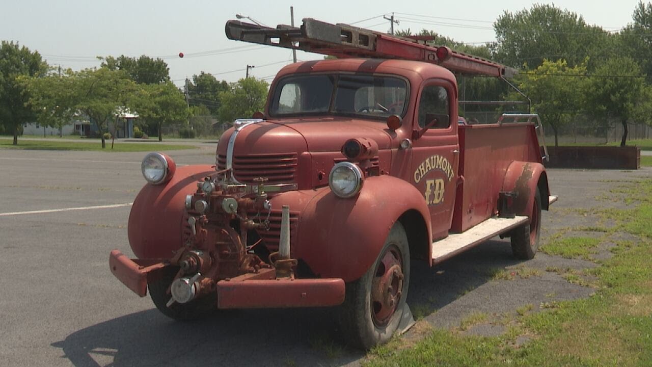 Found on Facebook, Chaumont’s 77-year-old fire truck returns home - YouTube