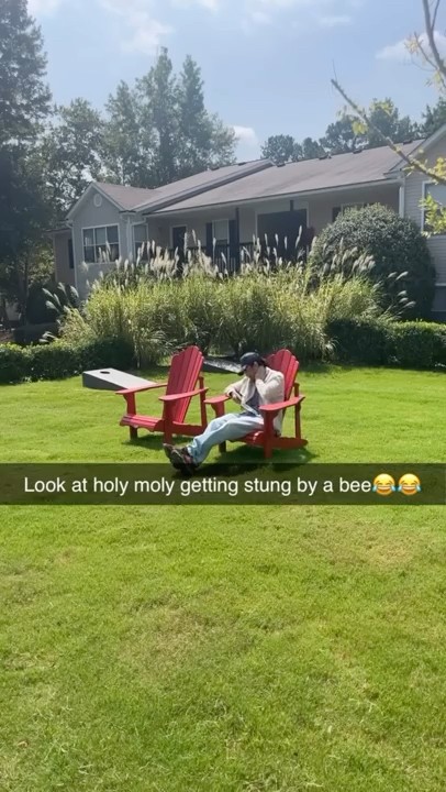 When a Bee Stings a Christian Rapper... LOL!#funny #voiceover #comedy # ...