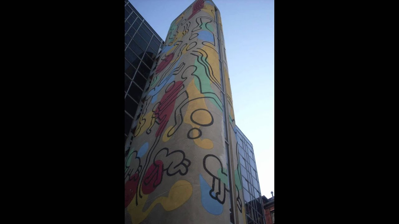 La Fresque de l'Hôpital NECKER, Keith HARING - YouTube