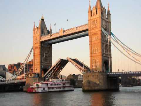 London Tower Bridge Opening Lift Vessel Passing - Been There Done That ...