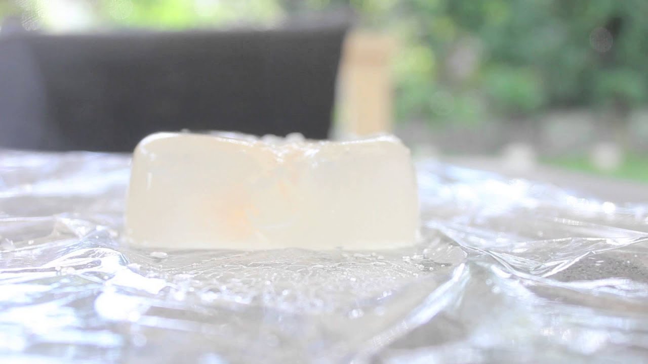 Gelatin VS BB GUN - YouTube