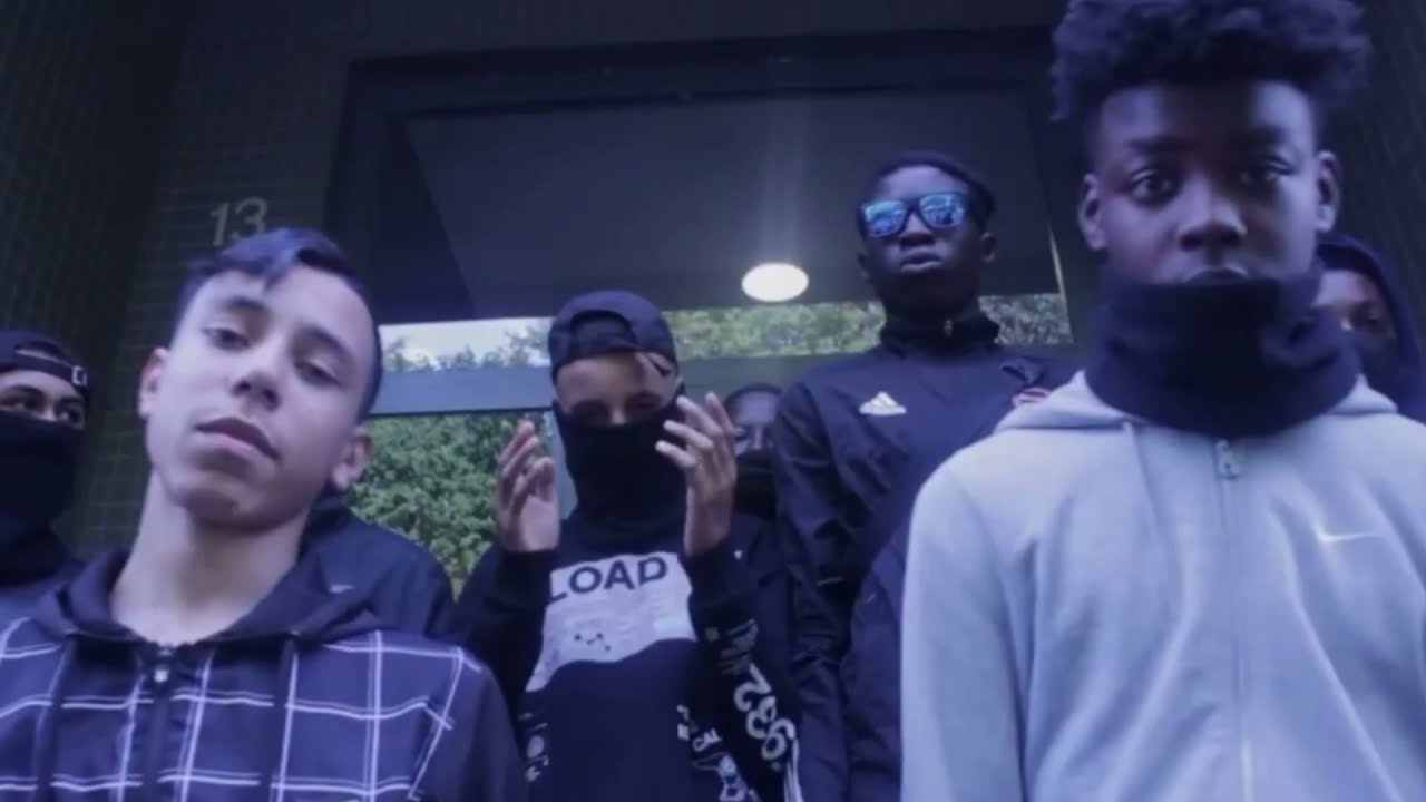 B2Z - Sal Histoire [Pics à la G2P] (Clip Officiel) - YouTube