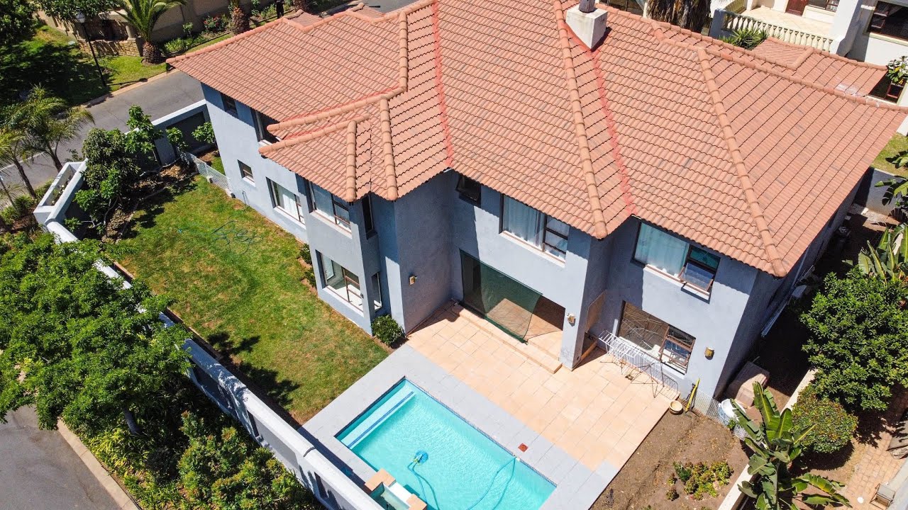 Impressive 5 Bedroom Family Home For Sale | Fernridge Estate, DAINFERN ...