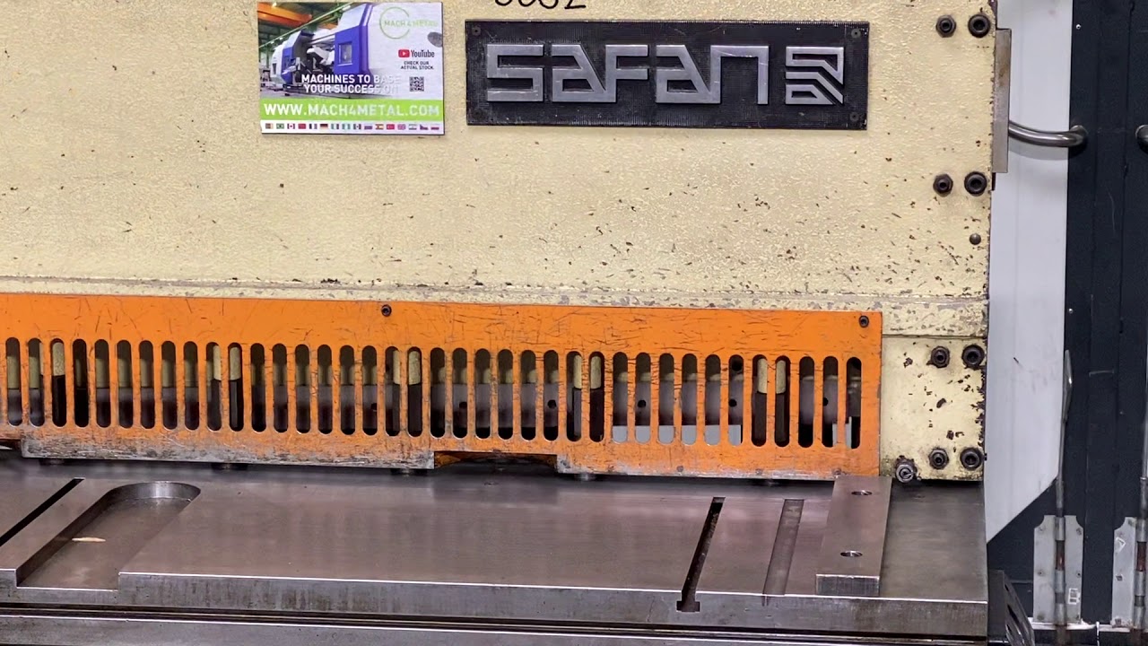 Safan hydraulic guillotine VS 2550 x 4 mm MACH4METAL 6002 - YouTube