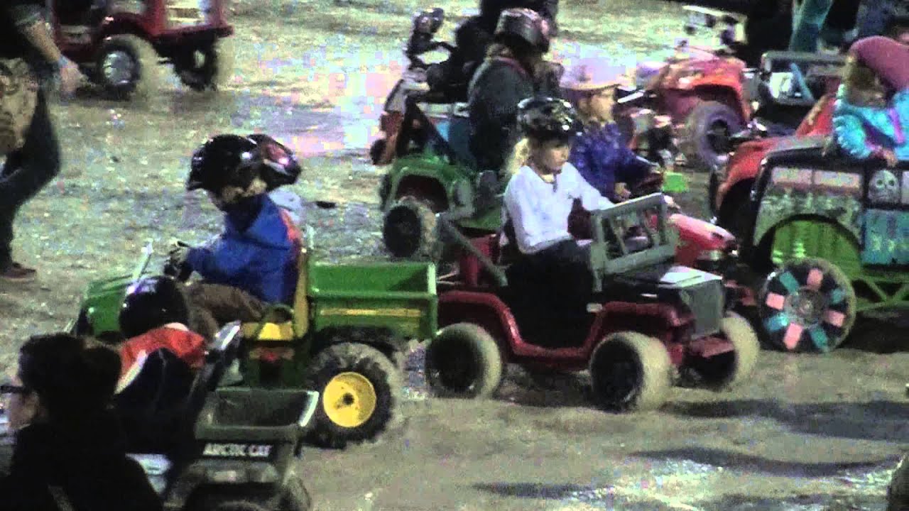 Power wheels demo derby Ancaster (ON) 2015 - YouTube