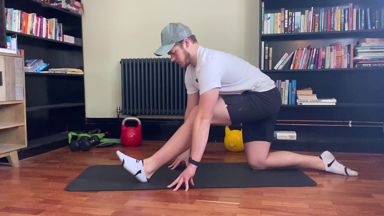 Half Kneeling Hamstring Stretch - YouTube